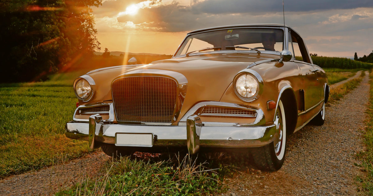 AUTOMOBIL REVUE | Studebaker GT Hawk – Ladydriver