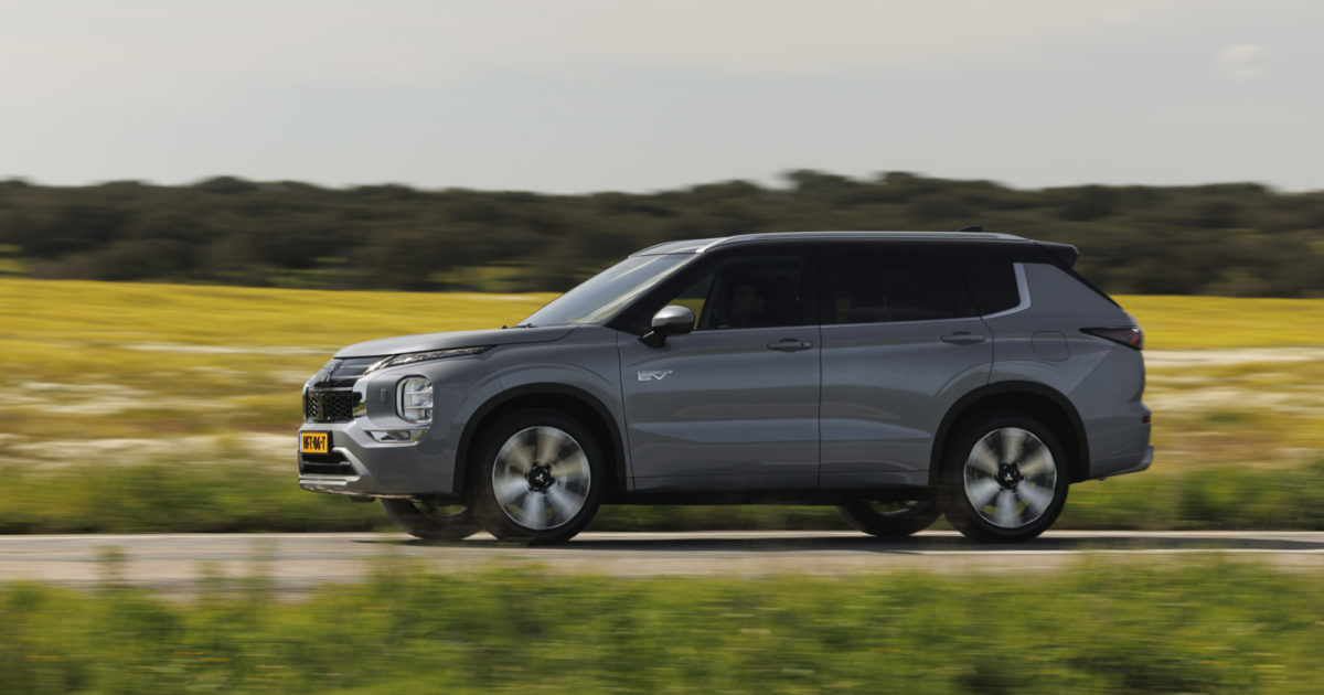 REVUE AUTOMOBILE | Mitsubishi Outlander: le pionnier du plug-in fait…